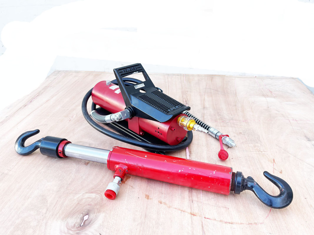 Combo 10 ton Porta Power Hydraulic Pull Back Ram Hooks w/Air Hydraulic ...